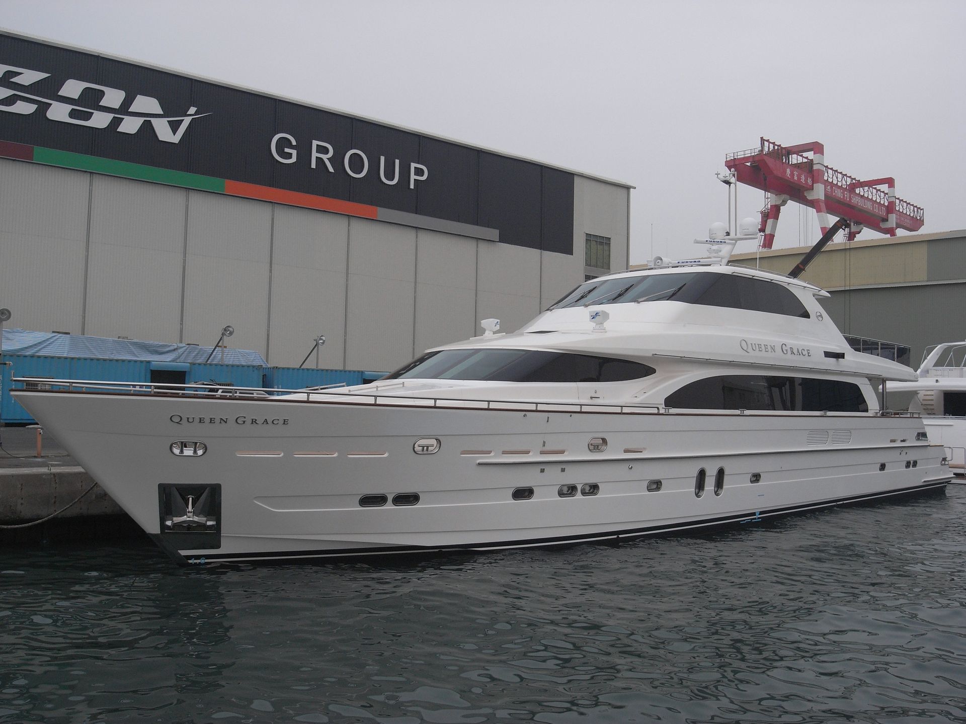 Queen Grace yacht (Horizon, 32m, 2008)